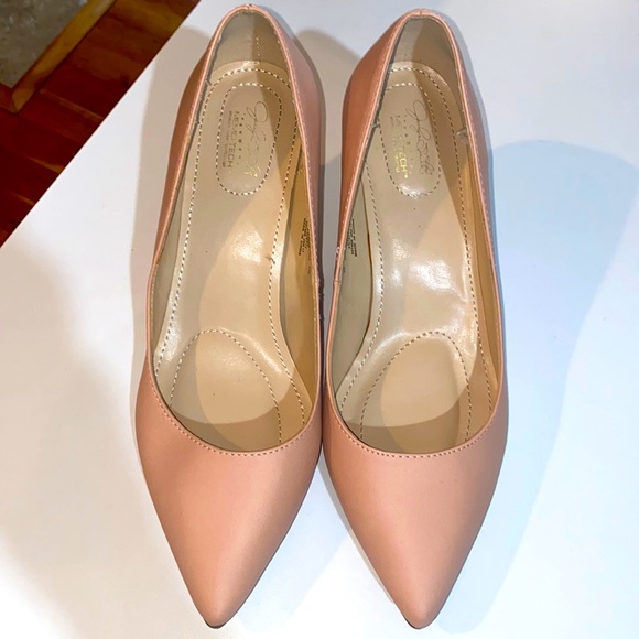 Jaquelyn smith | Shoes | Jaquelyn Smith 2 Heels In Black Nude | Poshmark